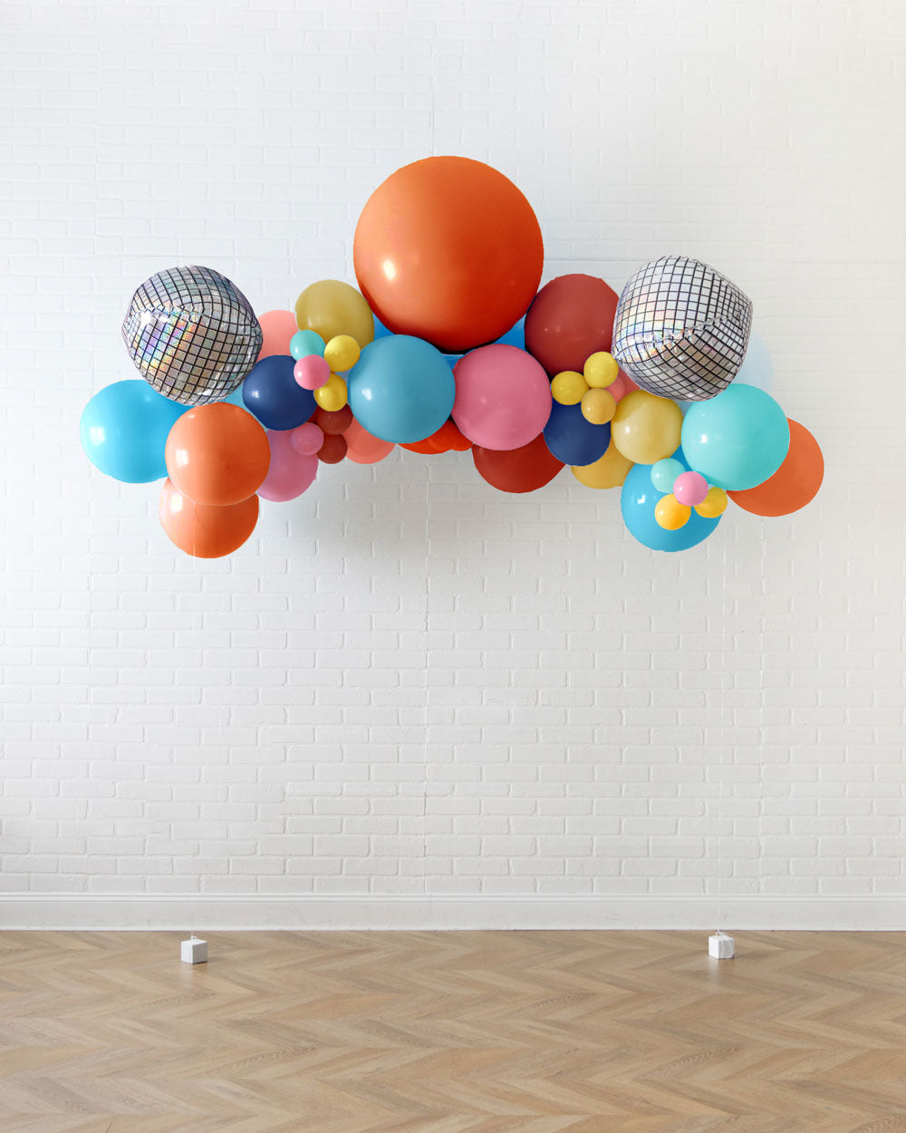 Lollapalooza Theme - Floating Balloon Arch - 5ft — Paris312