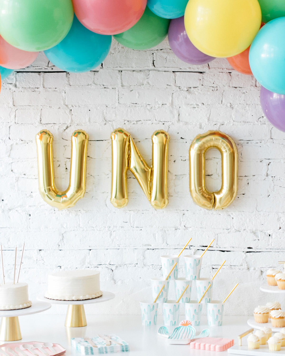 16in Gold UNO Foil Letters Set — Paris312