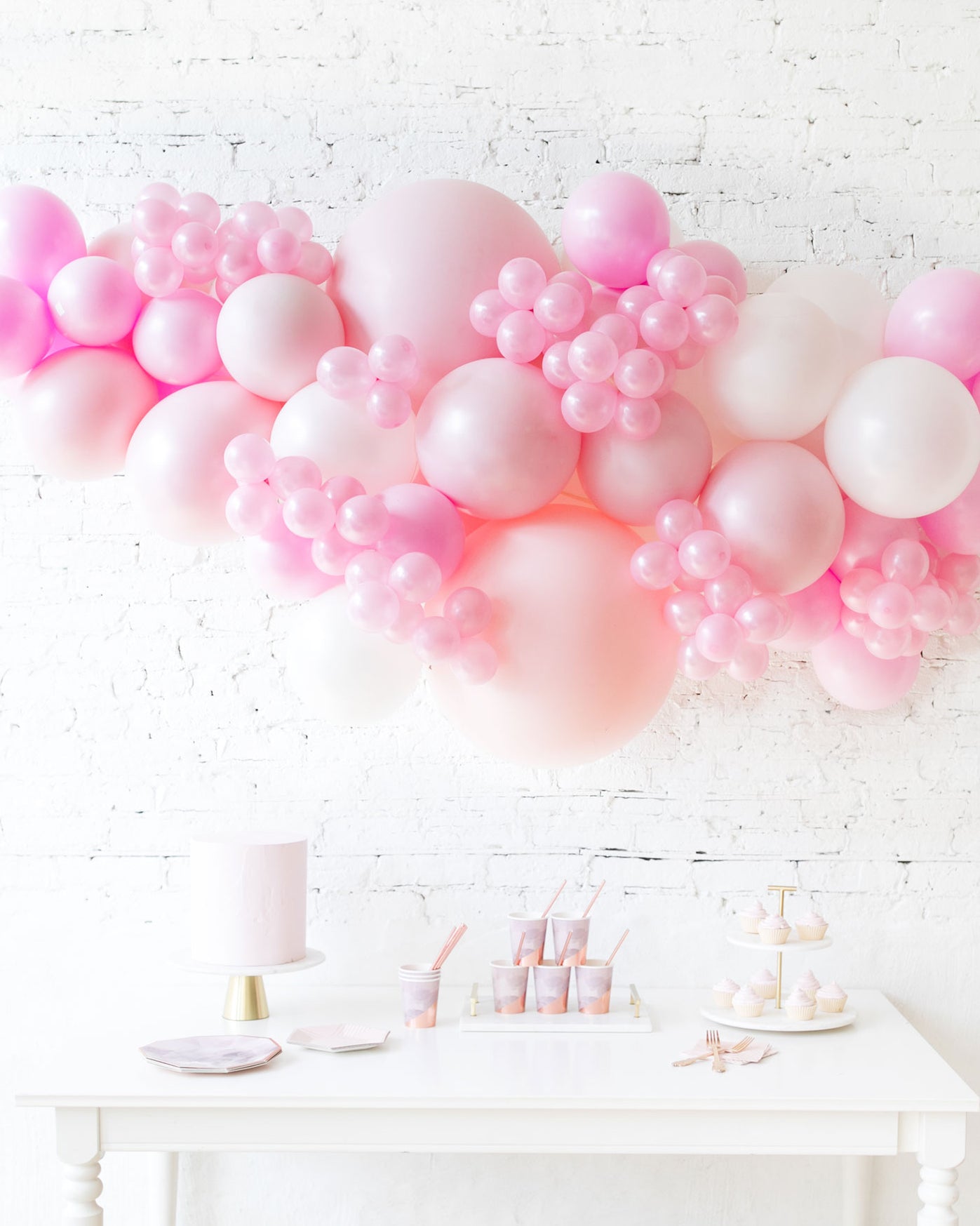 Soft Pink Palette Balloon Garland — Paris312
